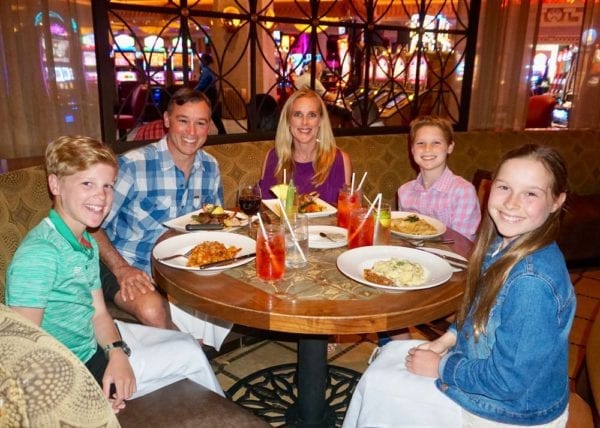 25 Ways to Make Your Family Vacation at Atlantis Awesome