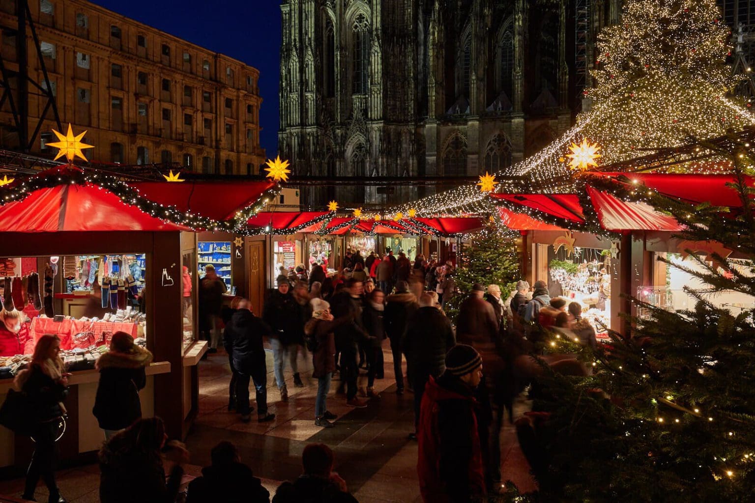 20 Best Destinations to Celebrate New Year's with Kids Worldwide
