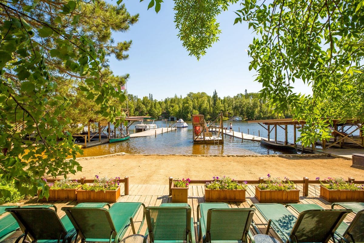 13 Best Summer Resorts in Minnesota for Families - Families Love Travel