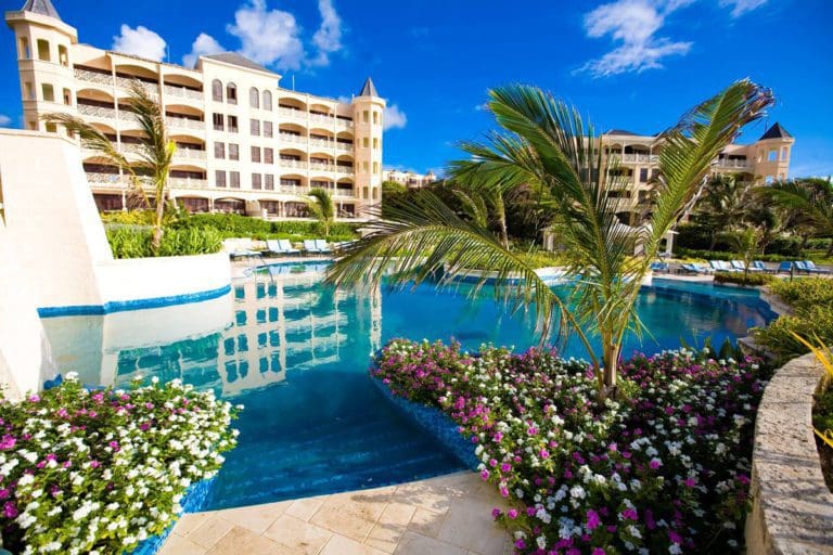 11 Best Resorts In Barbados For A Family Vacation (+All-Inclusive)