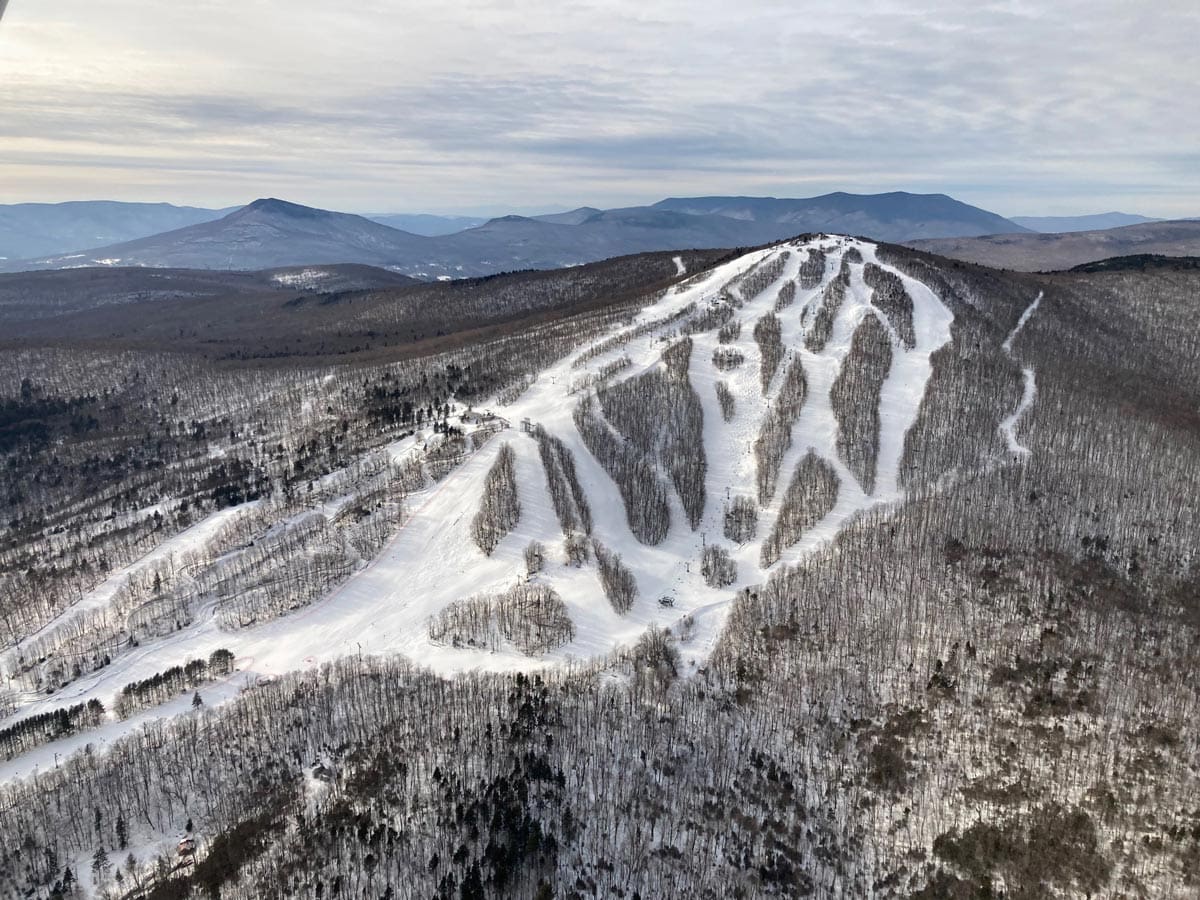 Here are the Best Big + Small Ski Resorts in Vermont for Families