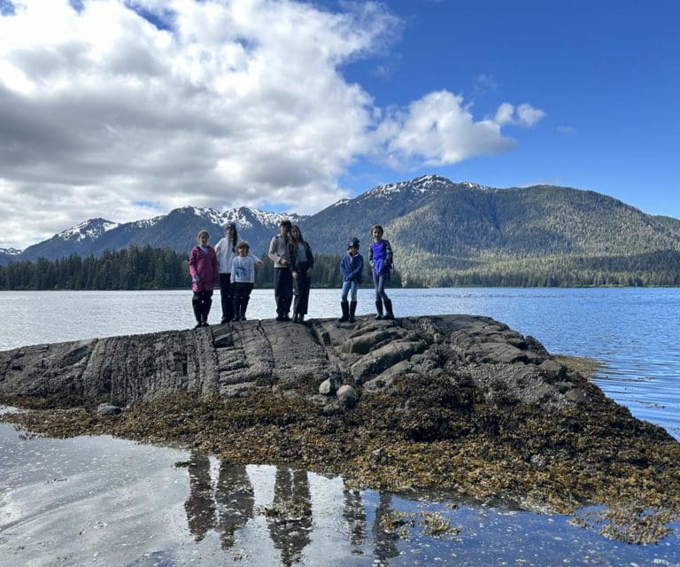 Alaska Itinerary for Families: 7- to 10-Days by Land + Sea